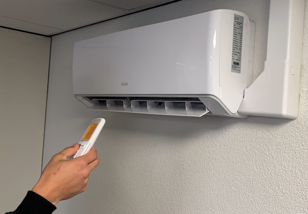 Stappenplan: Zo maak je de filters van je airco schoon - Airco Webwinkel