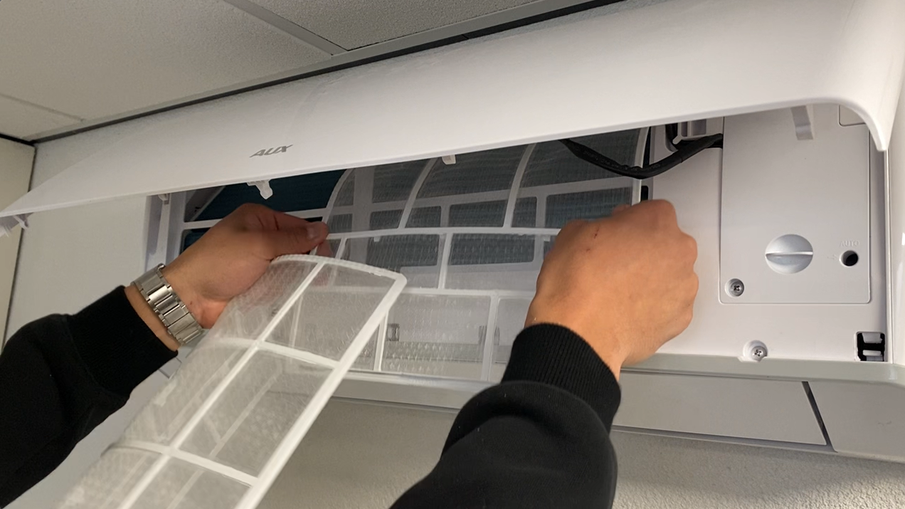 Stappenplan: Zo maak je de filters van je airco schoon - Airco Webwinkel